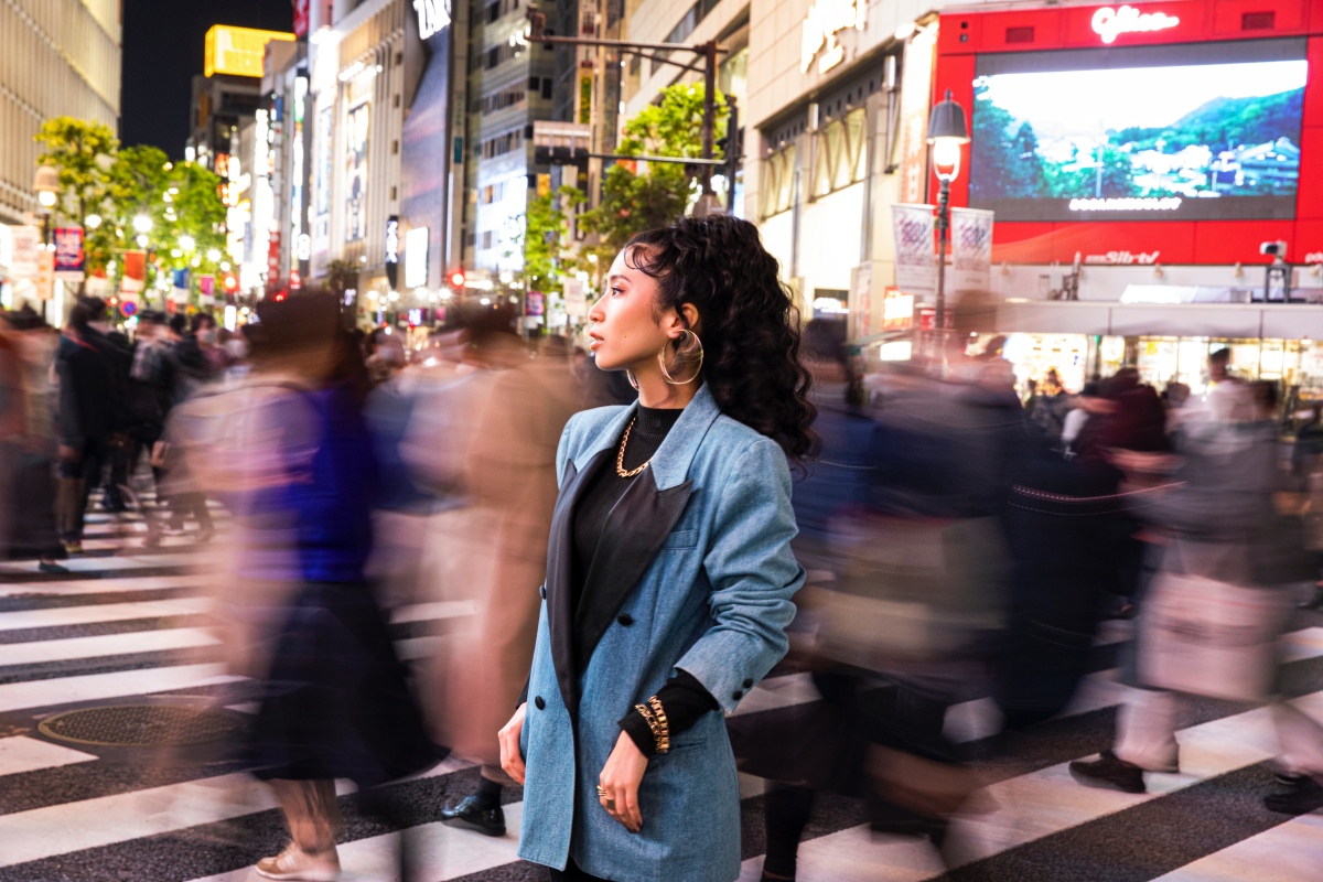 aimi インタビュー｜新鋭R&Bシンガーのこれまでとこれからを紐解く“3枚のアルバム” | block.fm