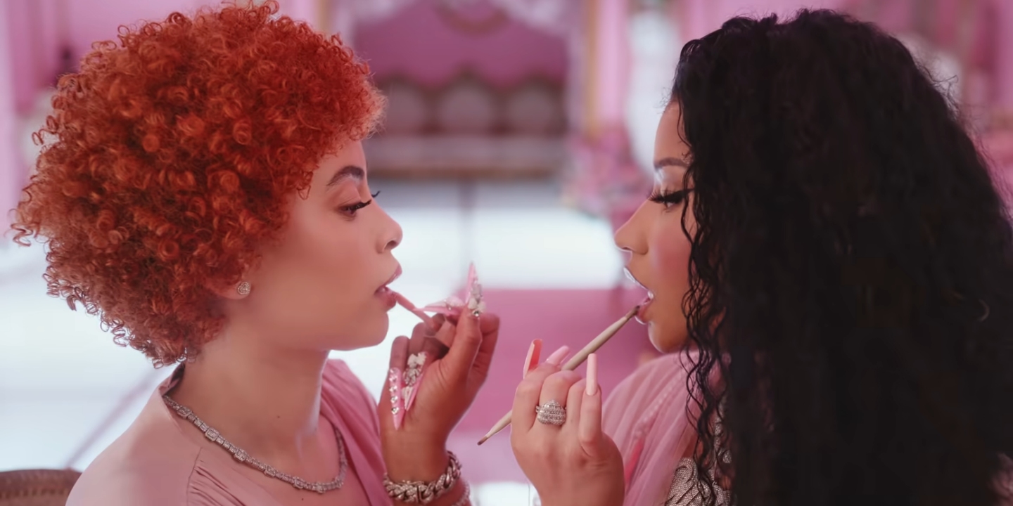 Nicki Minajが注目のラッパー、Ice Spiceの曲にリミックスで参加&MV公開 | block.fm